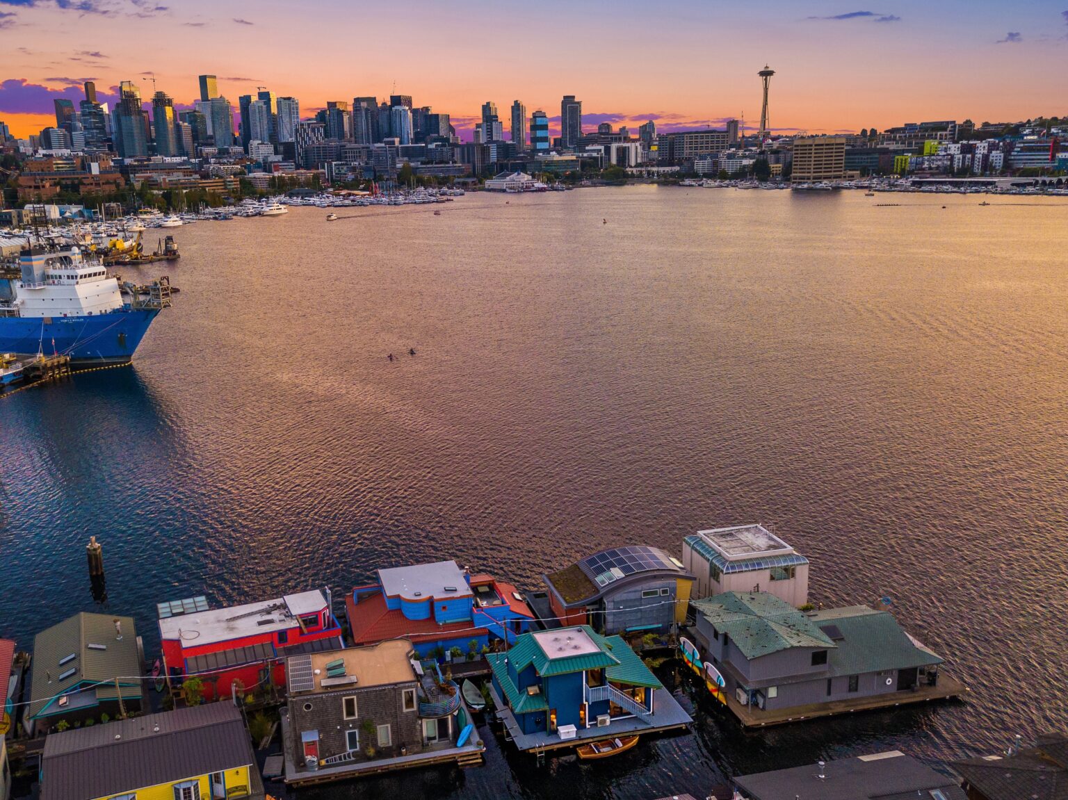 Houseboats of Seattle | Sotheby's International Realty