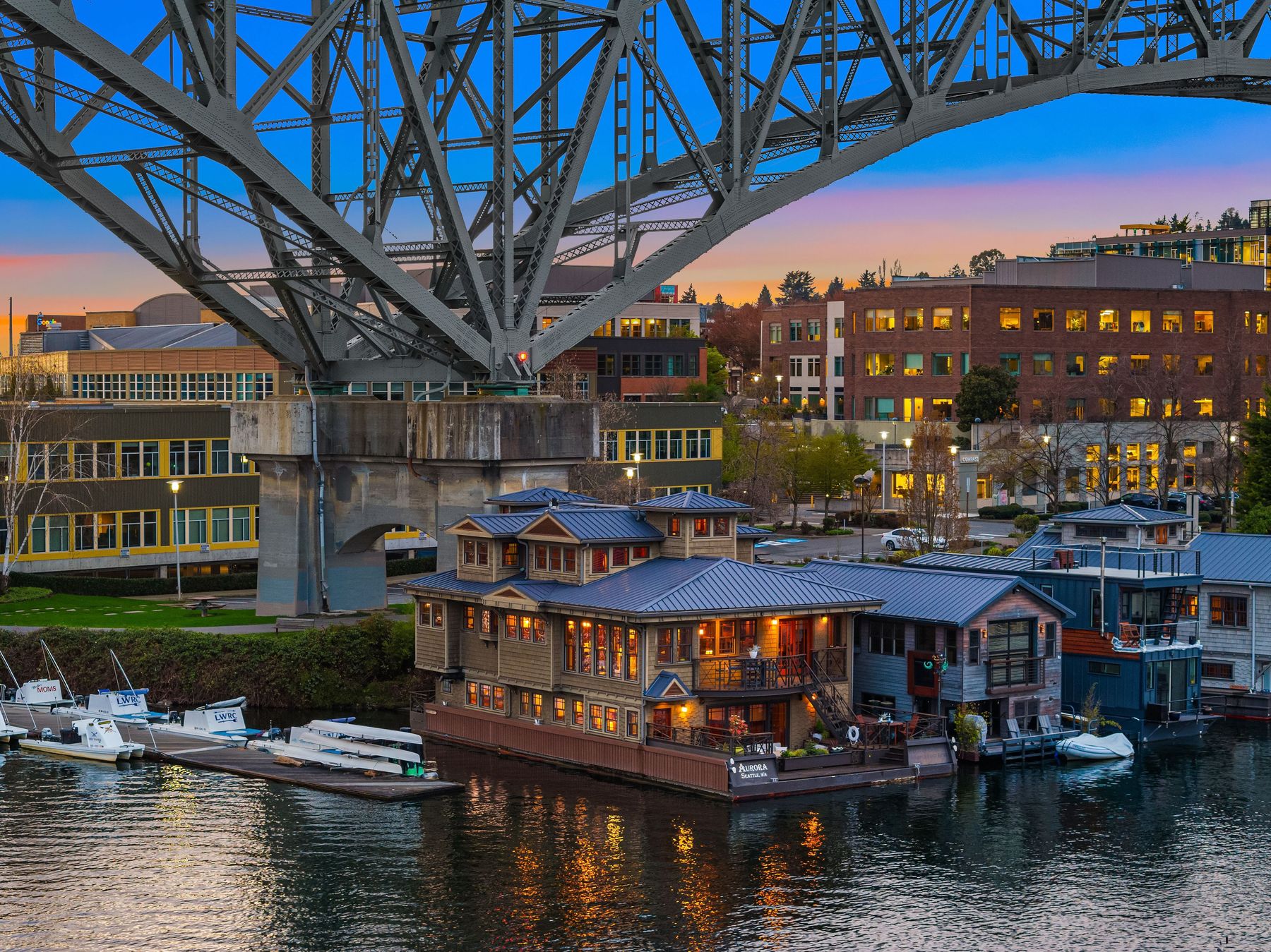 Houseboats of Seattle | Sotheby's International Realty